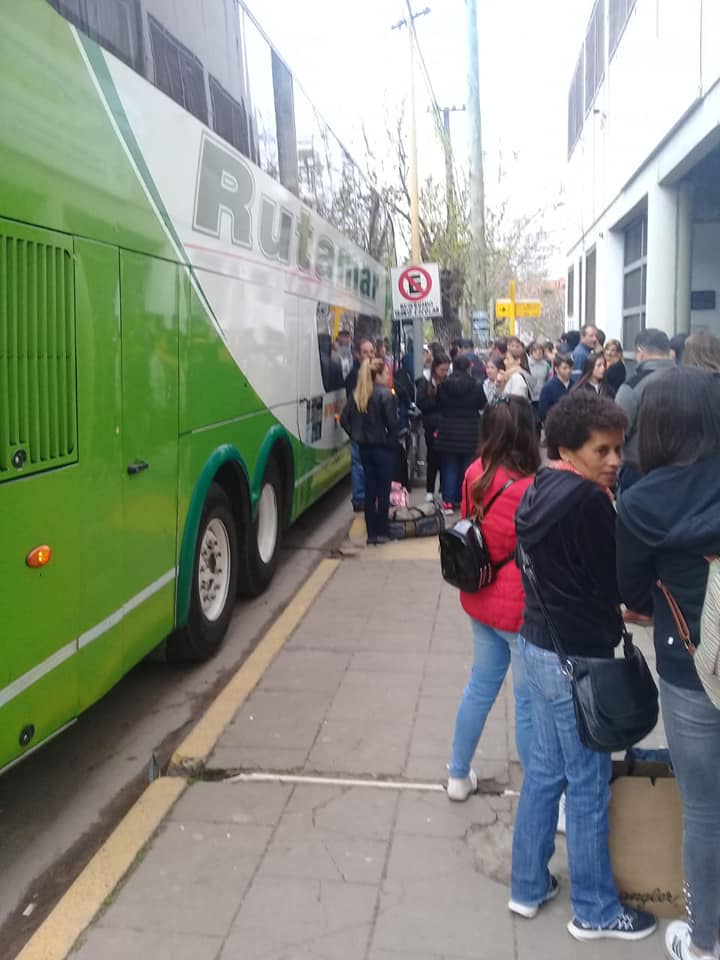 Demoraron dos micros a Bariloche por irregularidades | Noticias de ...