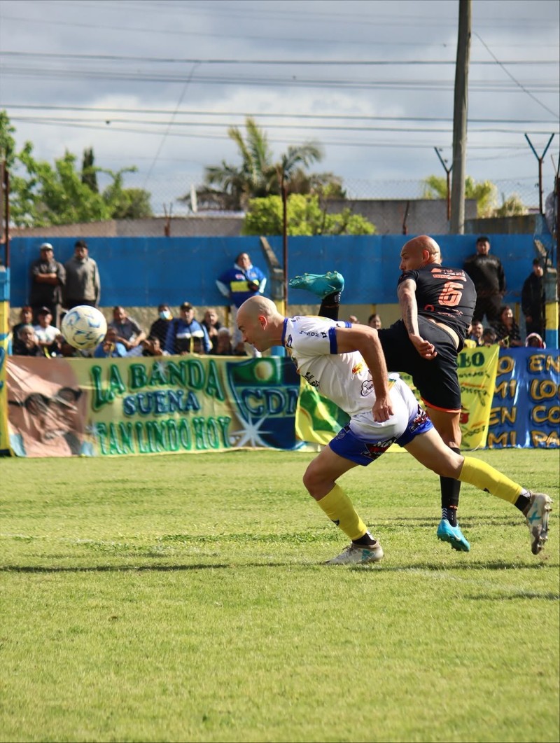 Alem sacó una mínima ventaja en el partido de ida del Reducido por el 2 ...